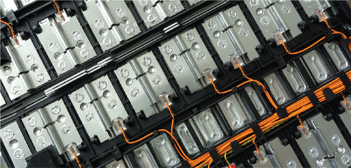Powering Up: Understanding traction batteries: technology and standards ...